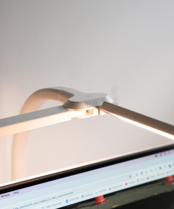 Đèn màn hình Luna - DL01